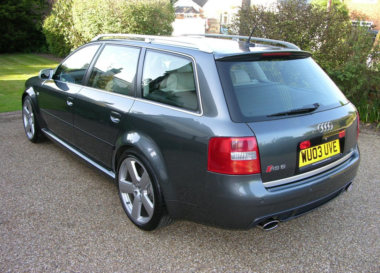 Audi RS 6 Avant (4B,C5) 4.2 BiTurbo V8 (450 Hp) quattro Tiptronic